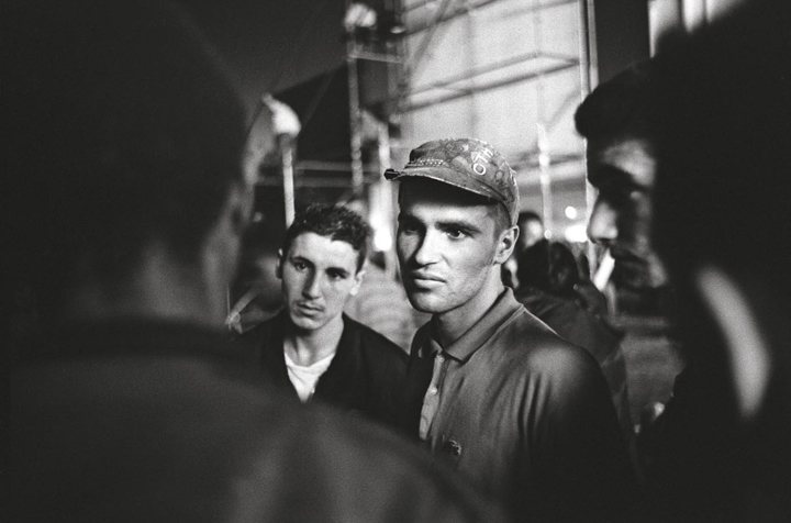 Yan Morvan à la galerie SIT DOWN | SBOOI.fr